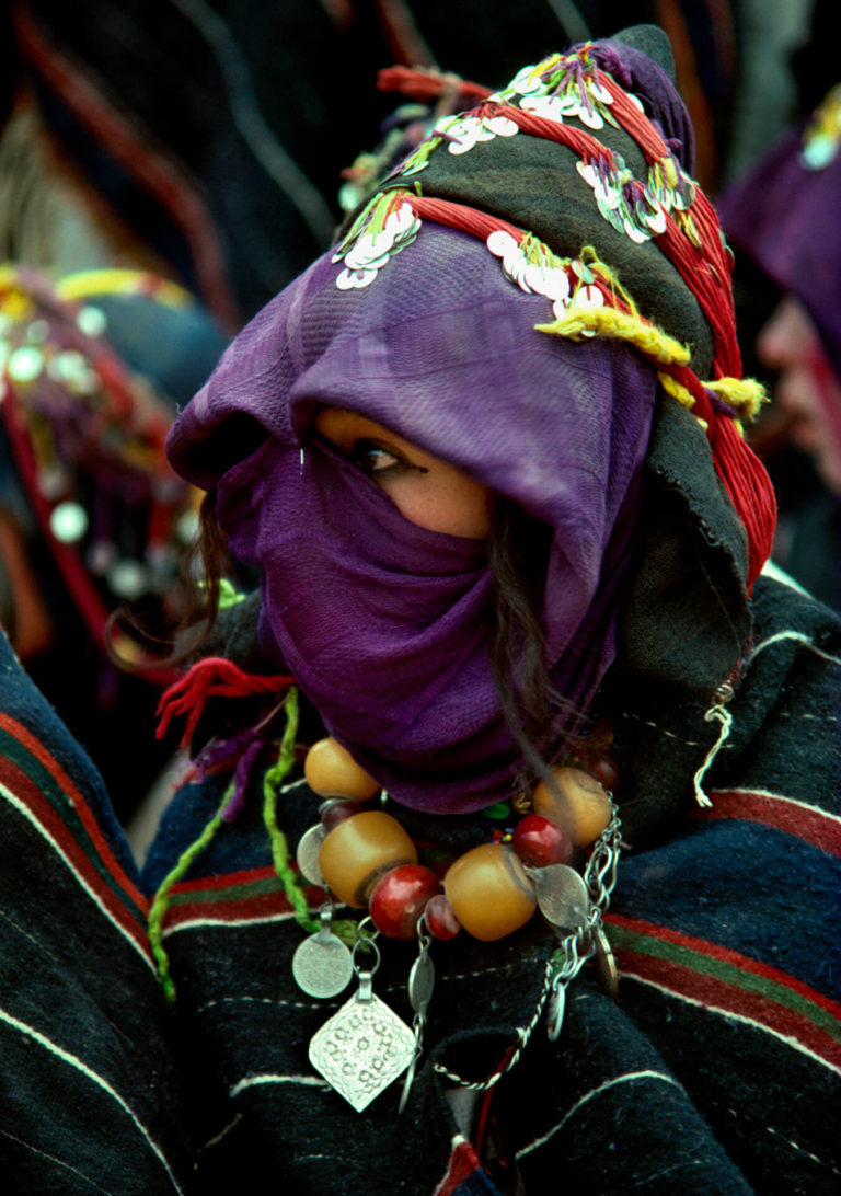 Africa Online Museum » Morocco » Berber Brides and Hassania Veil Dance ...