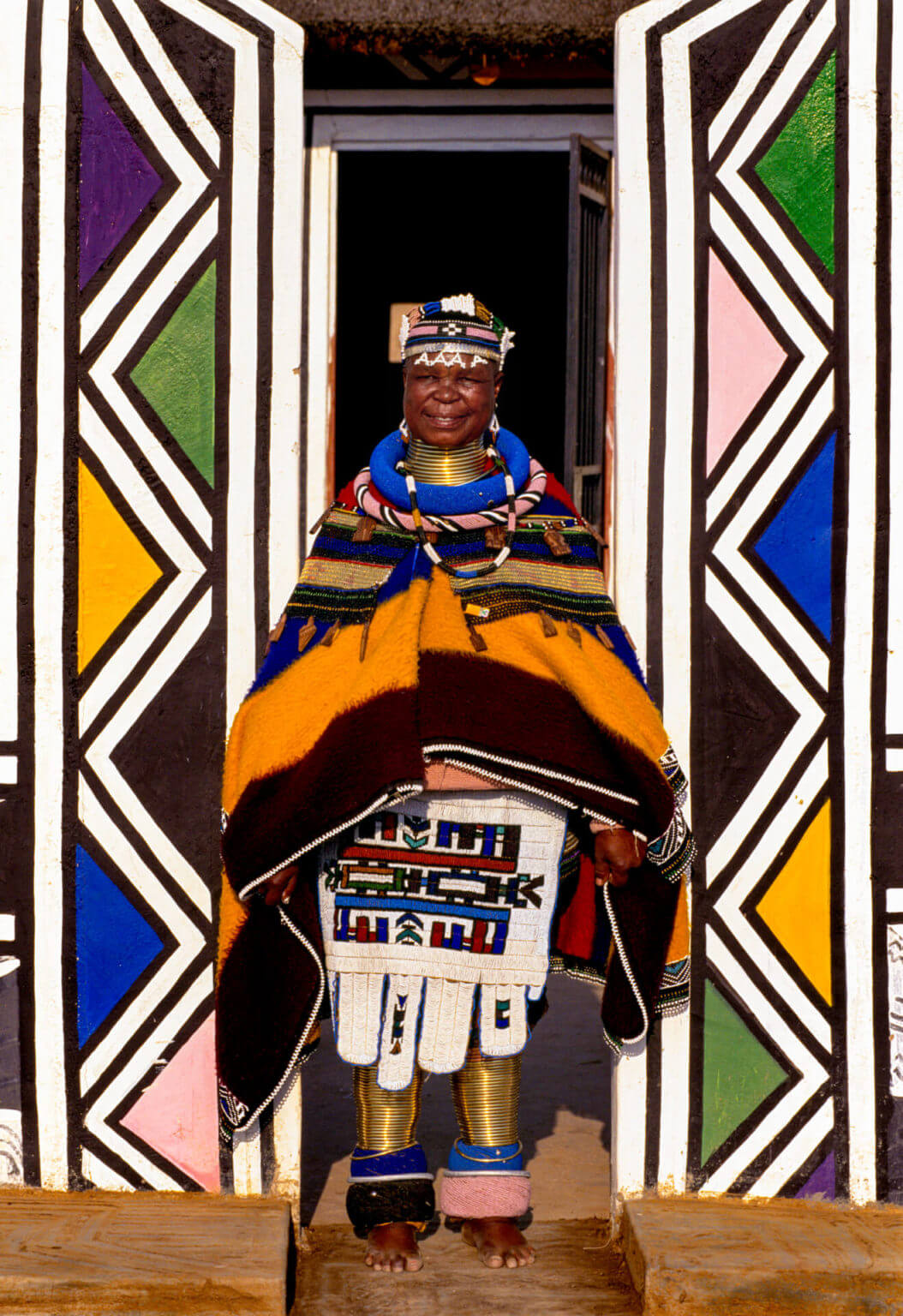Africa Online Museum » South Africa » Ndebele Nuptials » Photos