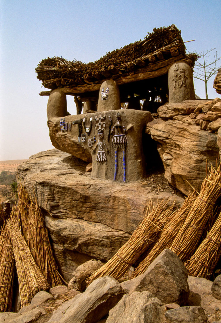 Africa Online Museum » Mali » Dogon Dama Funeral