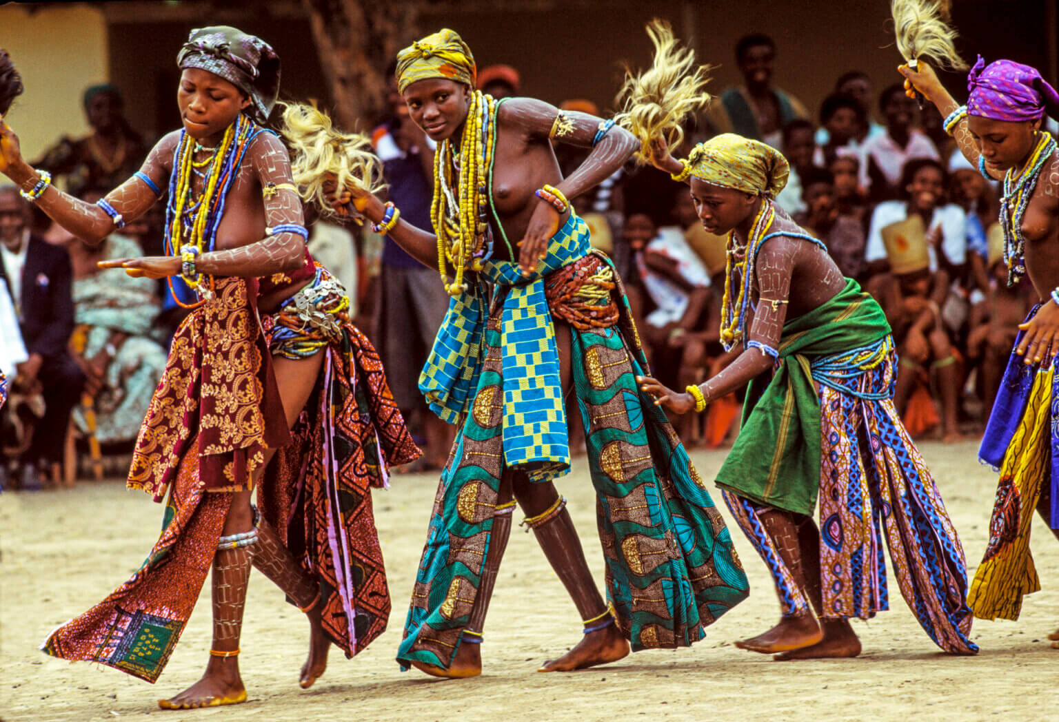 Africa Online Museum » Ghana » Krobo Coming of Age » Photos